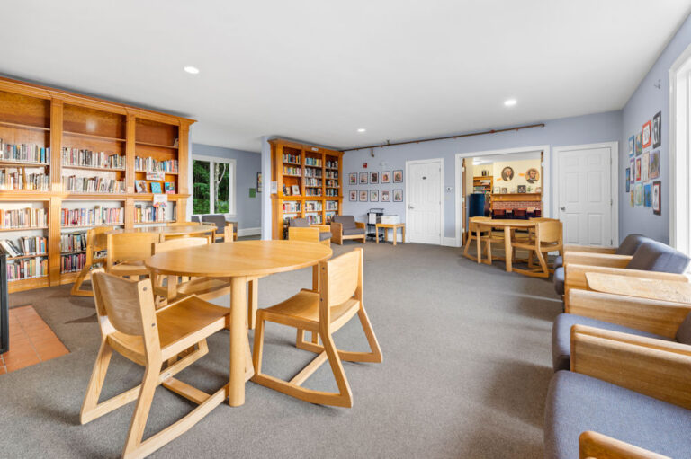 Teen Residential Treatment in New Hampshire | The Ridge RTC